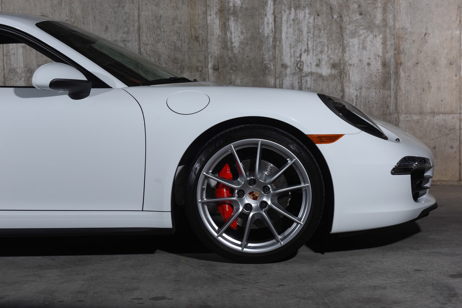 White 911 Turbo Red Calipers