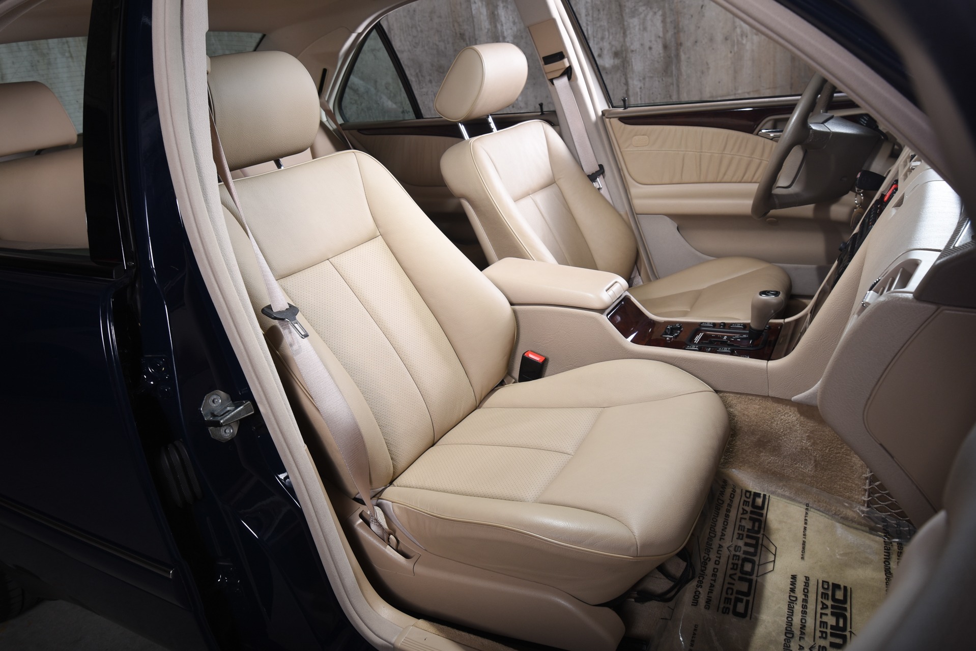 Mercedes E Class 1999 Interior