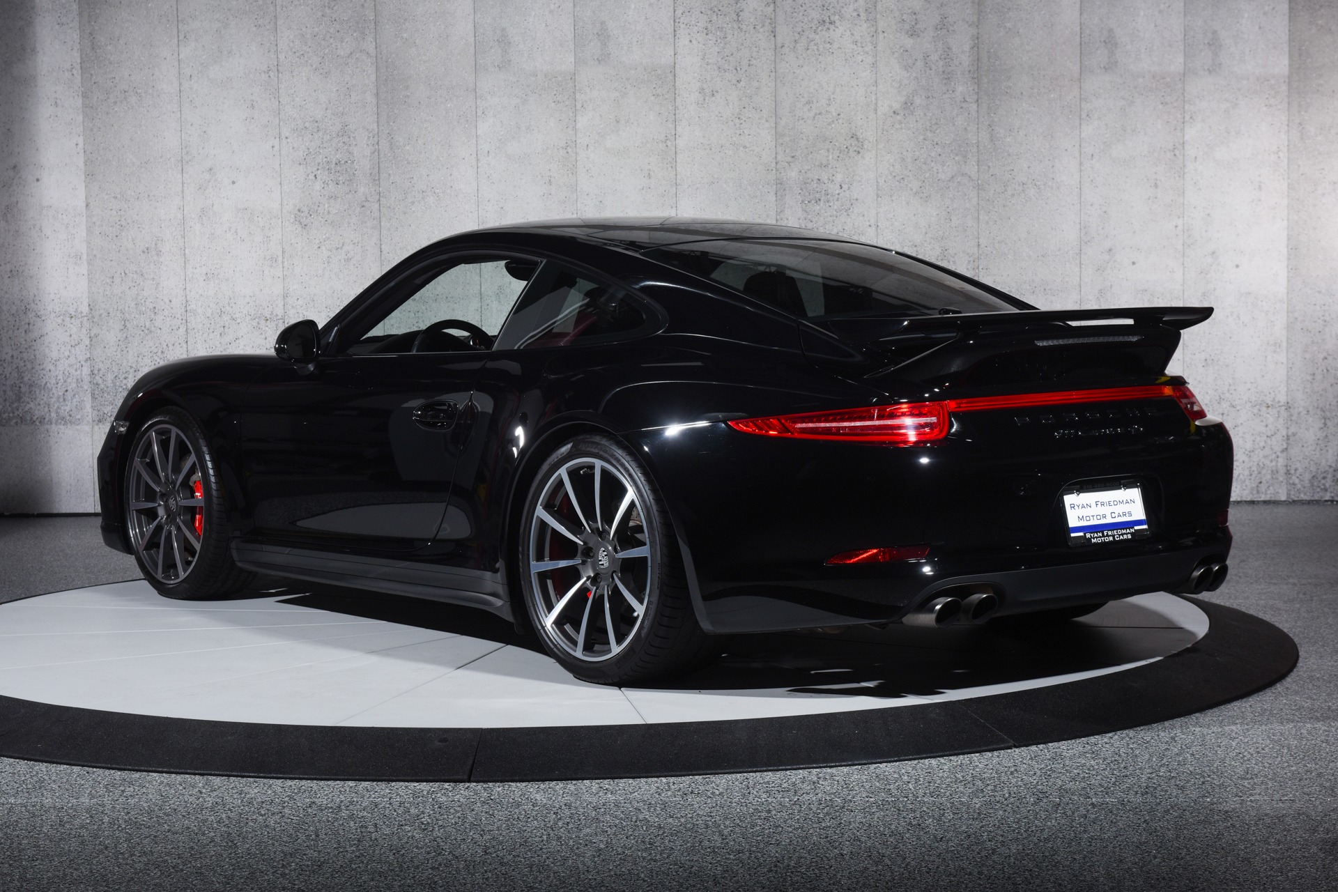 Porsche 911 Carrera 4s Black