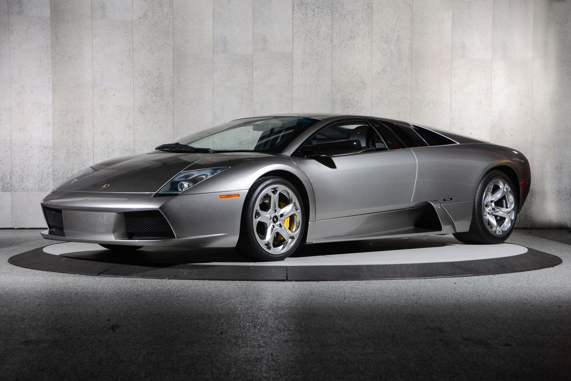 Silver Lamborghini Murcielago