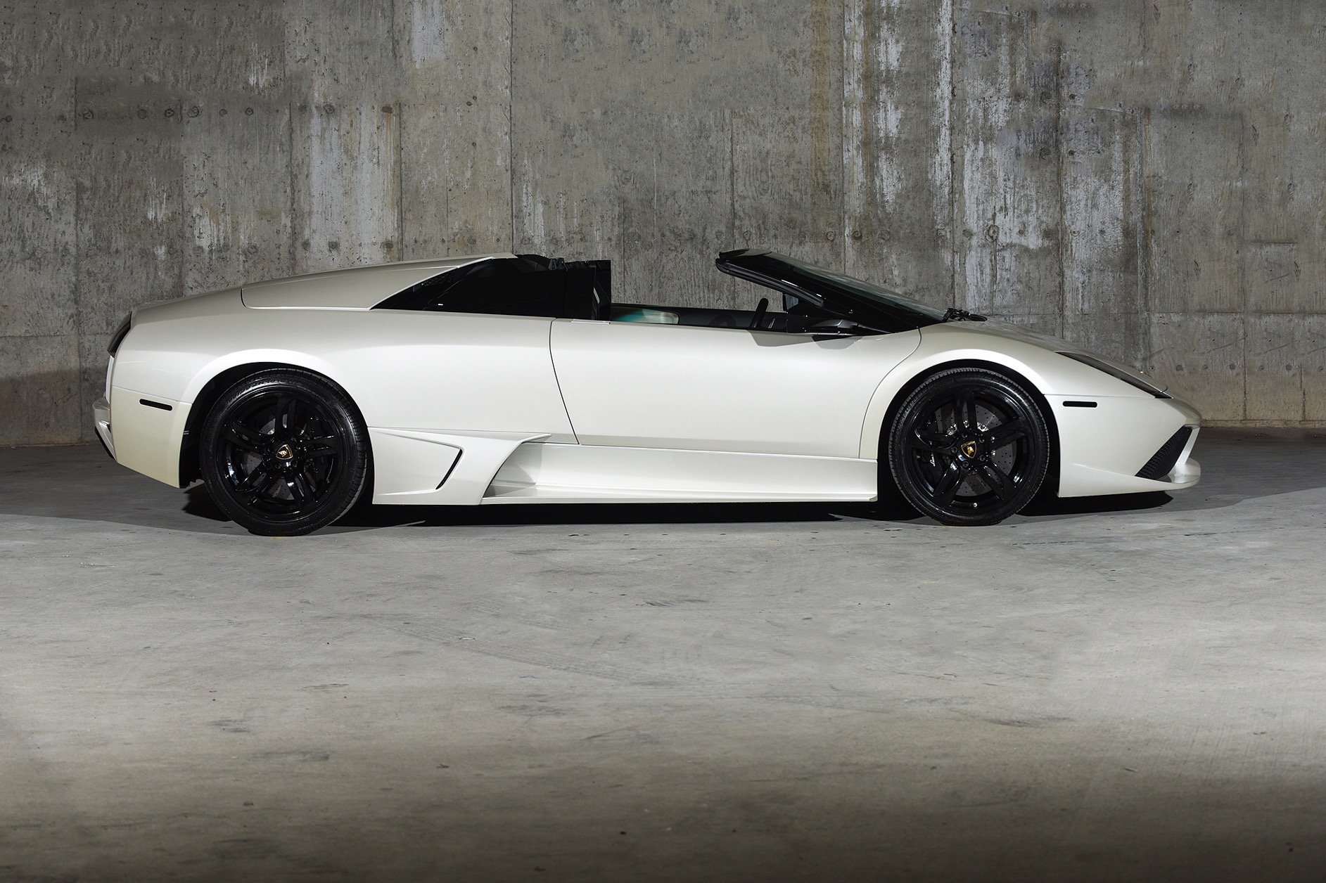 Lamborghini Murcielago 2022 White