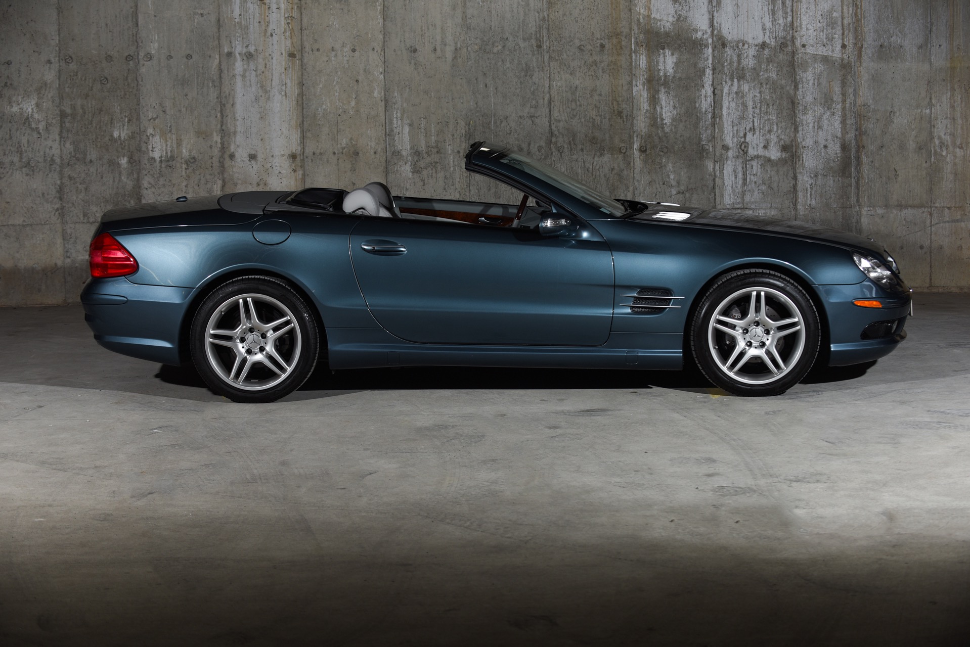 2006 Mercedes Benz Sl500 Specs