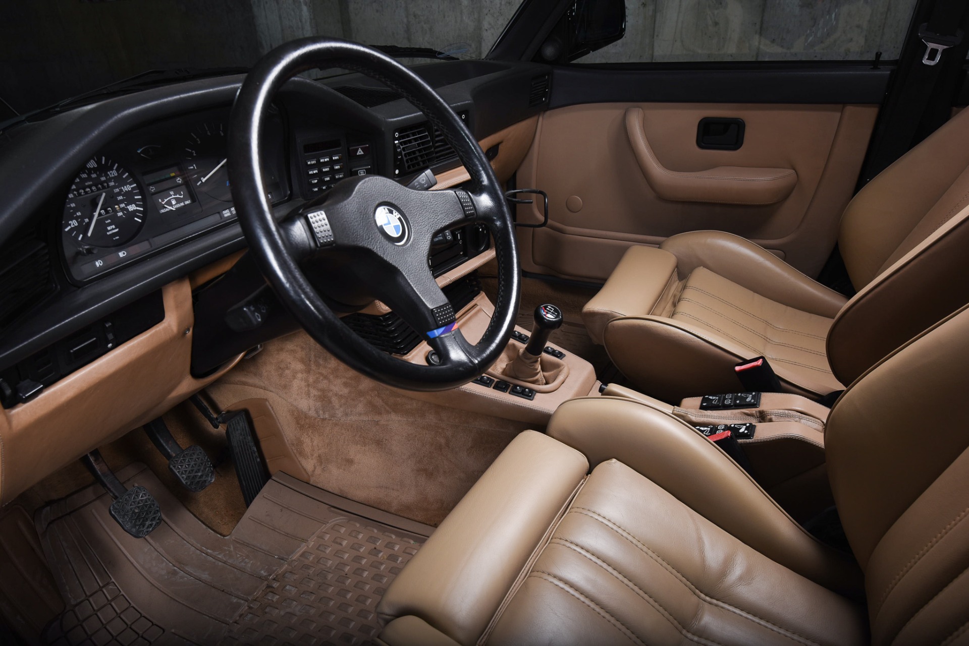 1988 Bmw M5 Interior